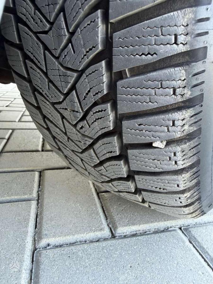 Grey Ford Mondeo 2012 in Klaipeda, with an engine capacity of 2.00 L and mileage of 295 thousand km for 2850 €, photo 17 on AUTOMOTO.COM.LV