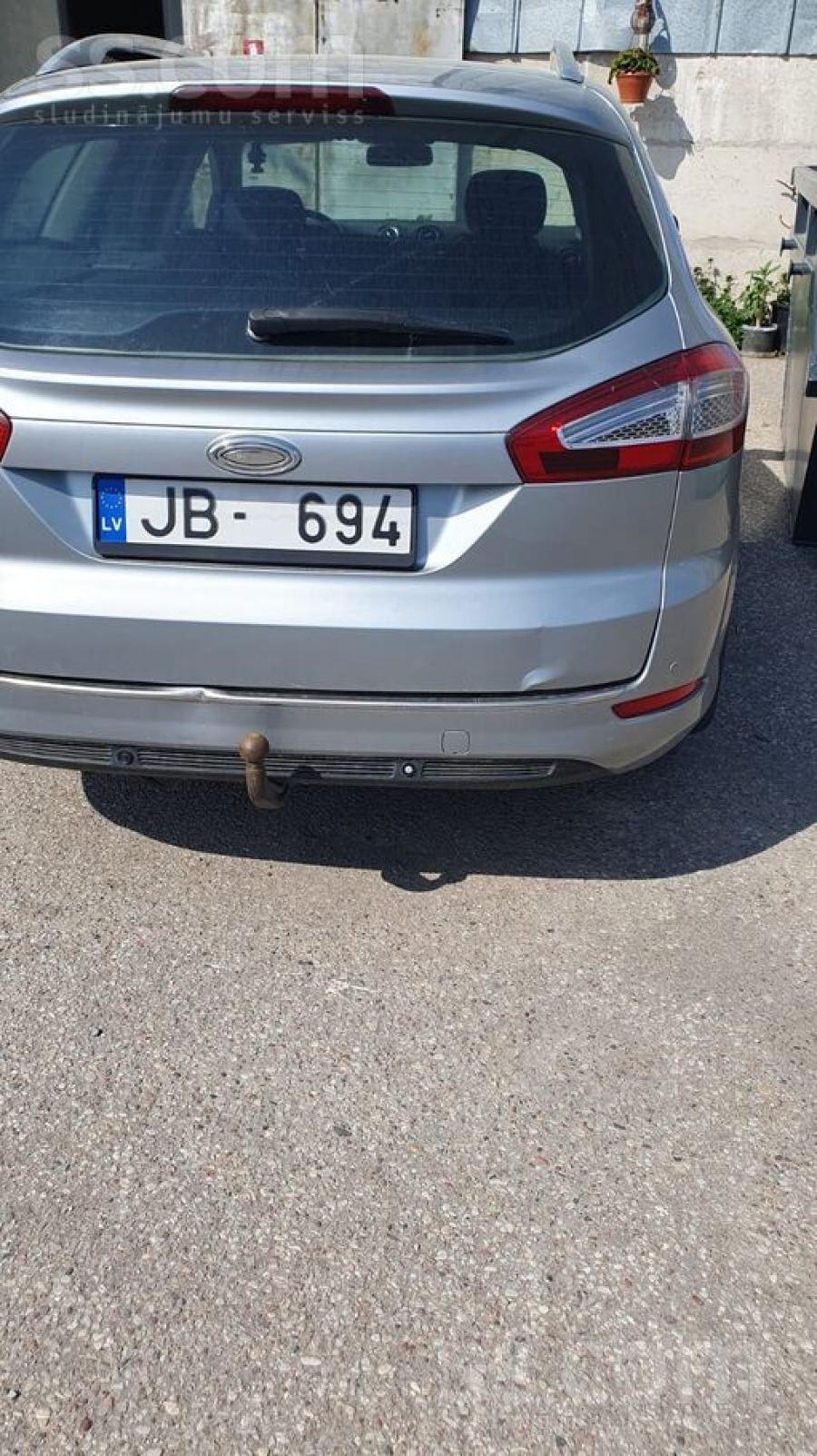 Grey Ford Mondeo 2012 in Riga, with an engine capacity of 2.00 L and mileage of 312 thousand km for 1200 €, photo 12 on AUTOMOTO.COM.LV