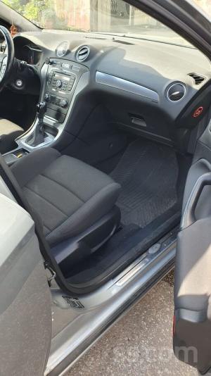 Grey Ford Mondeo 2012 in Riga, with an engine capacity of 2.00 L and mileage of 312 thousand km for 1200 €, photo 14 on AUTOMOTO.COM.LV