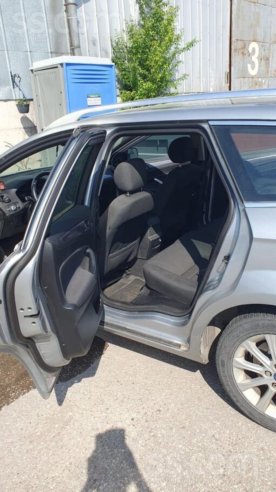 Grey Ford Mondeo 2012 in Riga, with an engine capacity of 2.00 L and mileage of 312 thousand km for 1200 €, photo 16 on AUTOMOTO.COM.LV