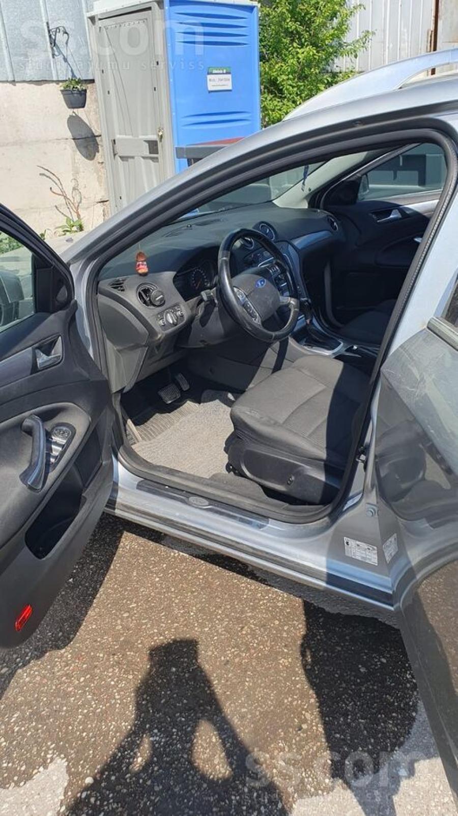 Grey Ford Mondeo 2012 in Riga, with an engine capacity of 2.00 L and mileage of 312 thousand km for 1200 €, photo 17 on AUTOMOTO.COM.LV