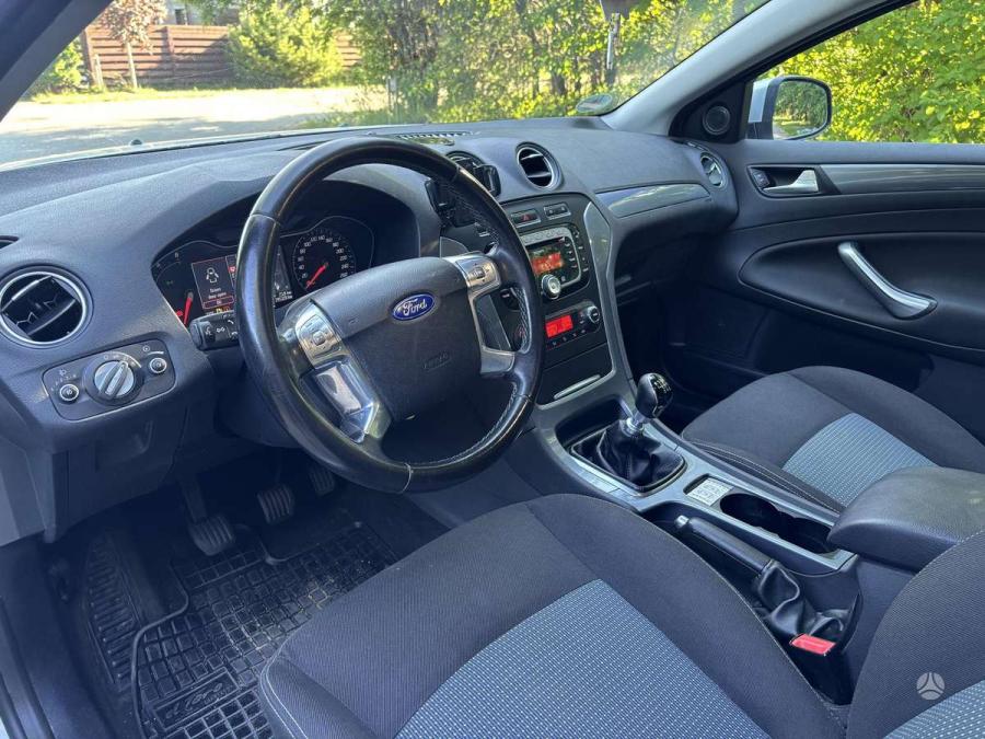 Pelēks Ford Mondeo 2012 Klaipėda, ar dzinēja tilpumu 2.00 L un nobraukumu 295 tūkst. km par 4200 €, foto 10 vietnē AUTOMOTO.COM.LV
