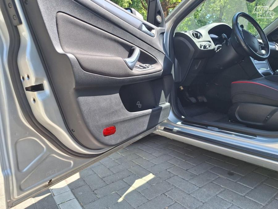 Grey Ford Mondeo 2012 in Klaipeda, with an engine capacity of 2.00 L and mileage of 200 thousand km for 4000 €, photo 20 on AUTOMOTO.COM.LV