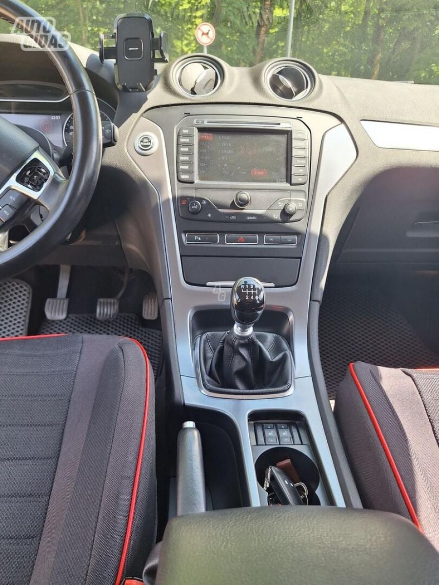 Grey Ford Mondeo 2012 in Klaipeda, with an engine capacity of 2.00 L and mileage of 200 thousand km for 4000 €, photo 23 on AUTOMOTO.COM.LV