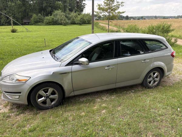 Pelēks Ford Mondeo 2012 Viļņa, ar dzinēja tilpumu 2.00 L un nobraukumu 336 tūkst. km par 3200 €, foto 1 vietnē AUTOMOTO.COM.LV