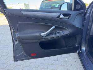 Pelēks Ford Mondeo 2012 Kretinga, ar dzinēja tilpumu 1.56 L un nobraukumu 227 tūkst. km par 3495 €, foto 17 vietnē AUTOMOTO.COM.LV