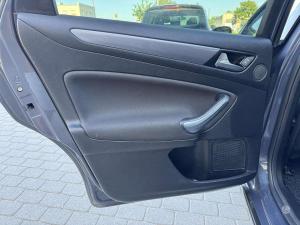 Pelēks Ford Mondeo 2012 Kretinga, ar dzinēja tilpumu 1.56 L un nobraukumu 227 tūkst. km par 3495 €, foto 27 vietnē AUTOMOTO.COM.LV