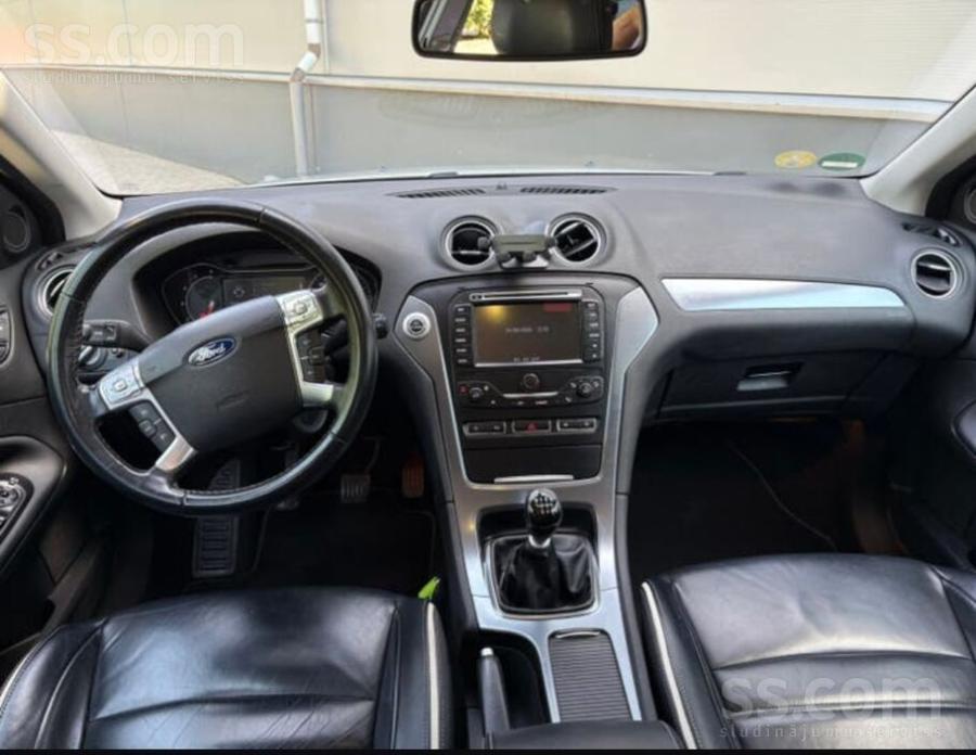 Pelēks Ford Mondeo 2012 Valmiera, ar dzinēja tilpumu 1.60 L un nobraukumu 252 tūkst. km par 3500 €, foto 7 vietnē AUTOMOTO.COM.LV