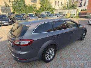 Pelēks Ford Mondeo 2012 Rīga, ar dzinēja tilpumu 2.00 L un nobraukumu 174 tūkst. km par 3600 €, foto 4 vietnē AUTOMOTO.COM.LV