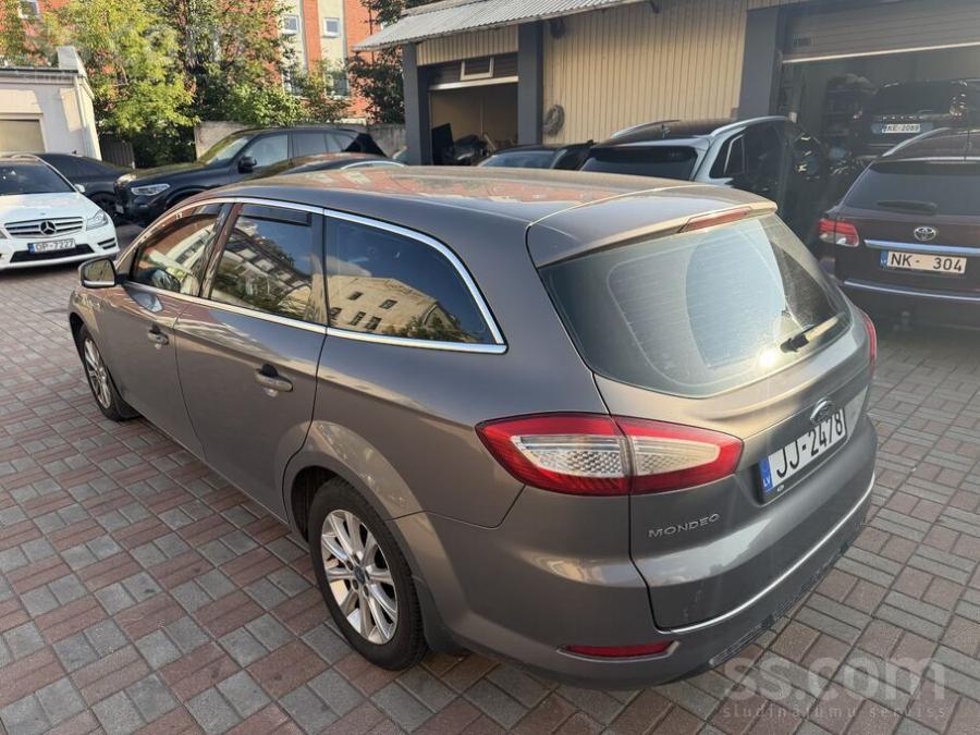 Pelēks Ford Mondeo 2012 Rīga, ar dzinēja tilpumu 2.00 L un nobraukumu 174 tūkst. km par 3600 €, foto 5 vietnē AUTOMOTO.COM.LV
