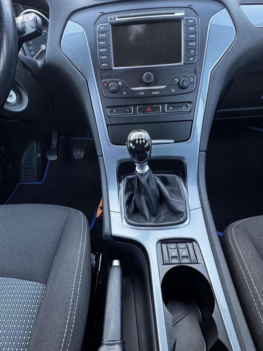 Pelēks Ford Mondeo 2012 Kauņa, ar dzinēja tilpumu 1.60 L un nobraukumu 320 tūkst. km par 3950 €, foto 15 vietnē AUTOMOTO.COM.LV