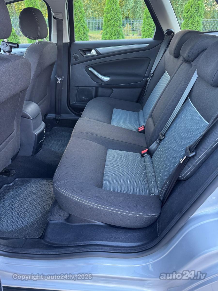 Pelēks Ford Mondeo 2012 Tartu, ar dzinēja tilpumu 1.60 L un nobraukumu 231 tūkst. km par 4990 €, foto 8 vietnē AUTOMOTO.COM.LV