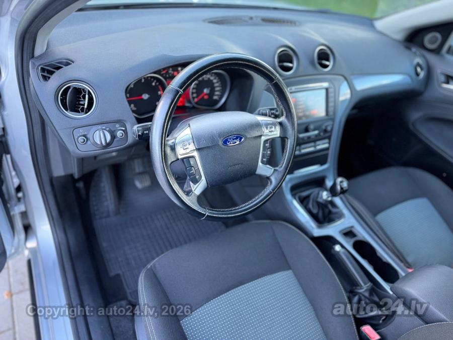 Pelēks Ford Mondeo 2012 Tartu, ar dzinēja tilpumu 1.60 L un nobraukumu 231 tūkst. km par 4990 €, foto 19 vietnē AUTOMOTO.COM.LV