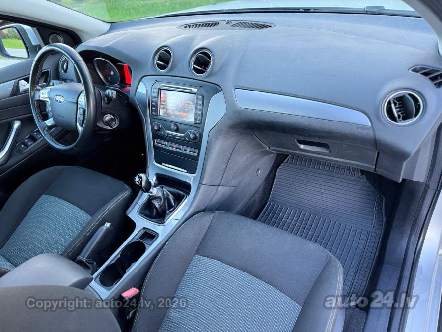 Pelēks Ford Mondeo 2012 Tartu, ar dzinēja tilpumu 1.60 L un nobraukumu 231 tūkst. km par 4990 €, foto 20 vietnē AUTOMOTO.COM.LV