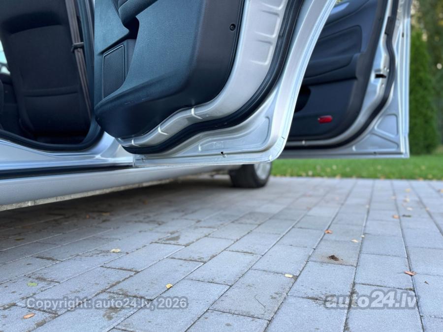 Pelēks Ford Mondeo 2012 Tartu, ar dzinēja tilpumu 1.60 L un nobraukumu 231 tūkst. km par 4990 €, foto 23 vietnē AUTOMOTO.COM.LV