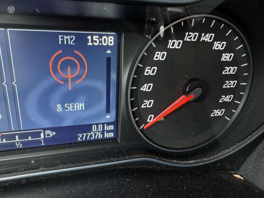 Pelēks Ford Mondeo 2012 Alīta, ar dzinēja tilpumu 1.60 L un nobraukumu 277 tūkst. km par 3350 €, foto 24 vietnē AUTOMOTO.COM.LV