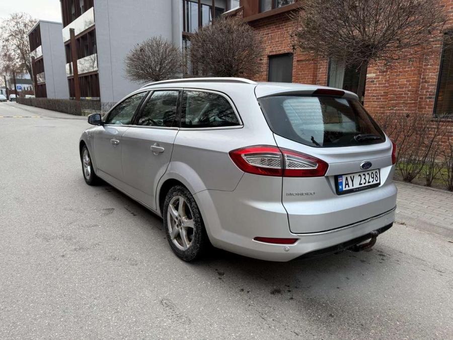 Grey Ford Mondeo 2013 in Kaunas, with an engine capacity of 1.60 L and mileage of 242 thousand km for 2999 €, photo 3 on AUTOMOTO.COM.LV