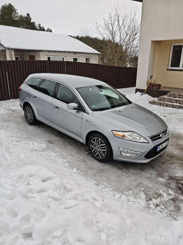 Pelēks Ford Mondeo 2013 Kaišiadorys, ar dzinēja tilpumu 2.00 L un nobraukumu 368 tūkst. km par 1300 €, foto 1 vietnē AUTOMOTO.COM.LV