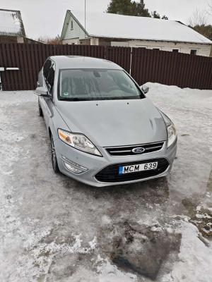 Grey Ford Mondeo 2013 in Kaisiadorys, with an engine capacity of 2.00 L and mileage of 368 thousand km for 1300 €, photo 2 on AUTOMOTO.COM.LV