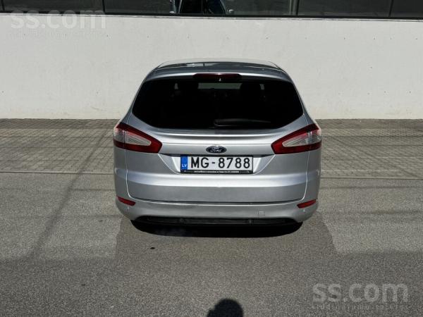 Pelēks Ford Mondeo 2013 Rīga, ar dzinēja tilpumu 2.00 L un nobraukumu 0 tūkst. km par 3790 €, foto 5 vietnē AUTOMOTO.COM.LV