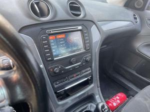 Grey Ford Mondeo 2013 in Ukmerge, with an engine capacity of 1.56 L and mileage of 270 thousand km for 2950 €, photo 5 on AUTOMOTO.COM.LV