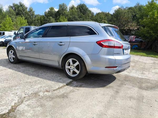 Pelēks Ford Mondeo 2013 Kauņa, ar dzinēja tilpumu 2.00 L un nobraukumu 478 tūkst. km par 1650 €, foto 3 vietnē AUTOMOTO.COM.LV