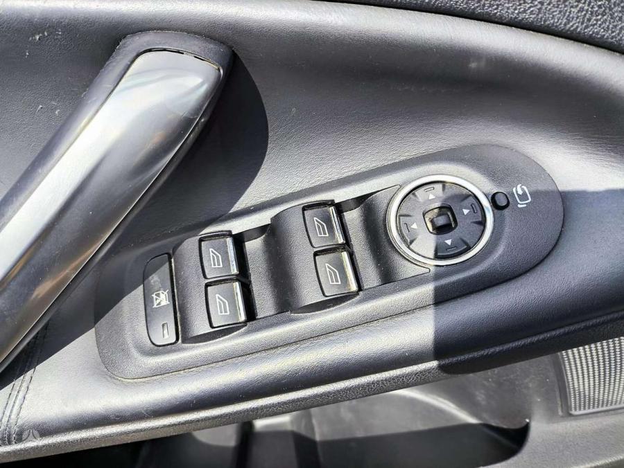 Pelēks Ford Mondeo 2013 Kauņa, ar dzinēja tilpumu 2.00 L un nobraukumu 478 tūkst. km par 1650 €, foto 9 vietnē AUTOMOTO.COM.LV