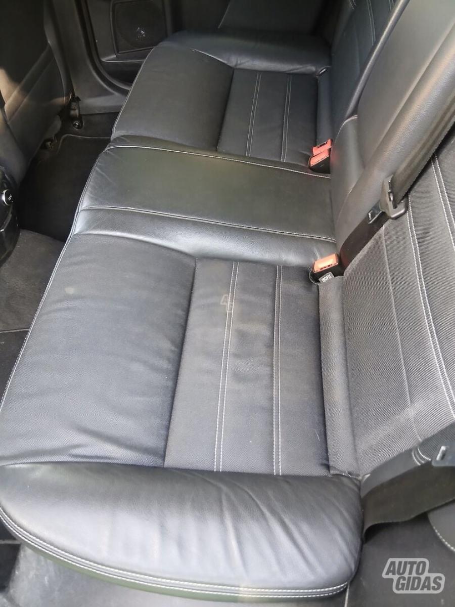 Grey Ford Mondeo 2013 in Naujoji Akmene, with an engine capacity of 2.00 L and mileage of 295 thousand km for 2000 €, photo 18 on AUTOMOTO.COM.LV
