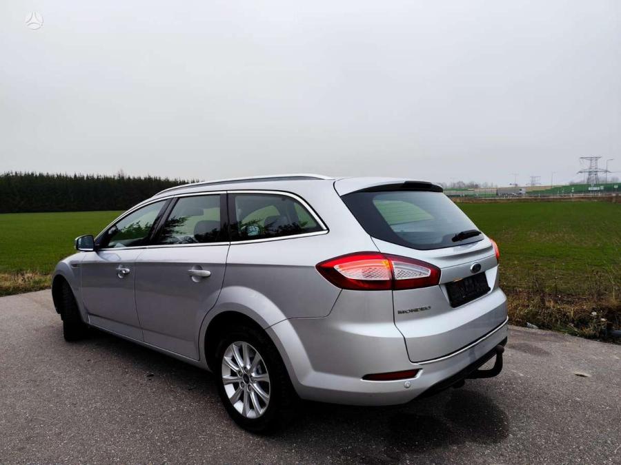 Grey Ford Mondeo 2014 in Marijampole, with an engine capacity of 2.00 L and mileage of 246 thousand km for 5000 €, photo 3 on AUTOMOTO.COM.LV