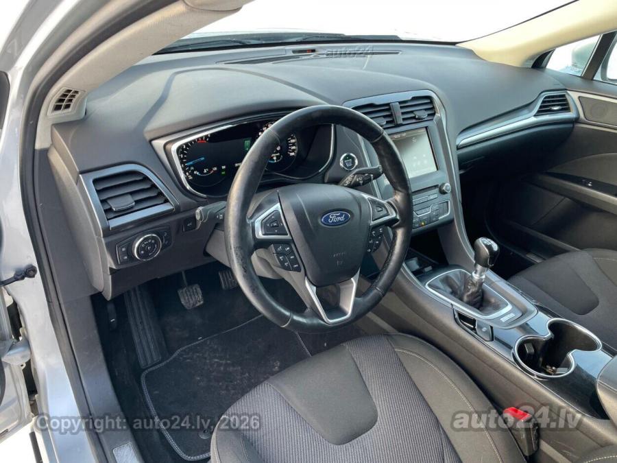 Grey Ford Mondeo 2014 in Viljandi, with an engine capacity of 2.00 L and mileage of 281 thousand km for 6200 €, photo 12 on AUTOMOTO.COM.LV
