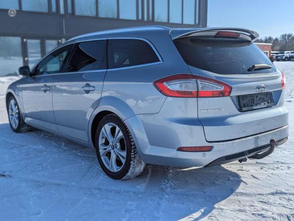 Grey Ford Mondeo 2014 in Kaunas, with an engine capacity of 2.00 L and mileage of 152 thousand km for 2950 €, photo 5 on AUTOMOTO.COM.LV