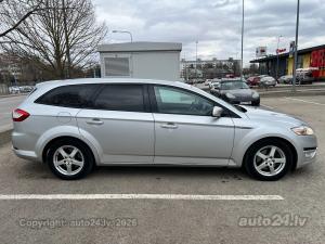 Pelēks Ford Mondeo 2014 Tallina, ar dzinēja tilpumu 2.00 L un nobraukumu 348 tūkst. km par 3499 €, foto 3 vietnē AUTOMOTO.COM.LV