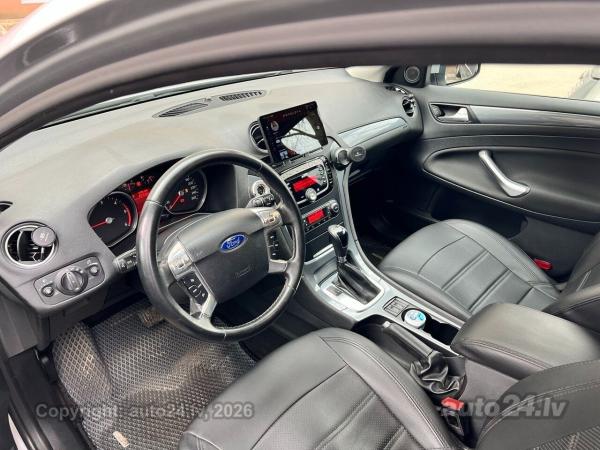 Grey Ford Mondeo 2014 in Tallinn, with an engine capacity of 2.00 L and mileage of 348 thousand km for 3499 €, photo 9 on AUTOMOTO.COM.LV
