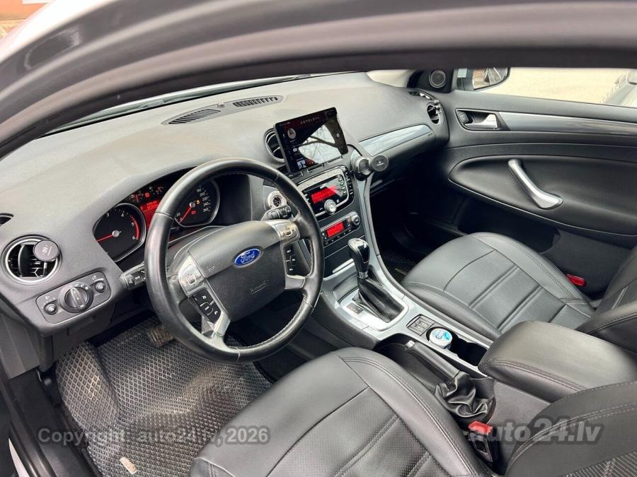 Pelēks Ford Mondeo 2014 Tallina, ar dzinēja tilpumu 2.00 L un nobraukumu 348 tūkst. km par 3499 €, foto 10 vietnē AUTOMOTO.COM.LV