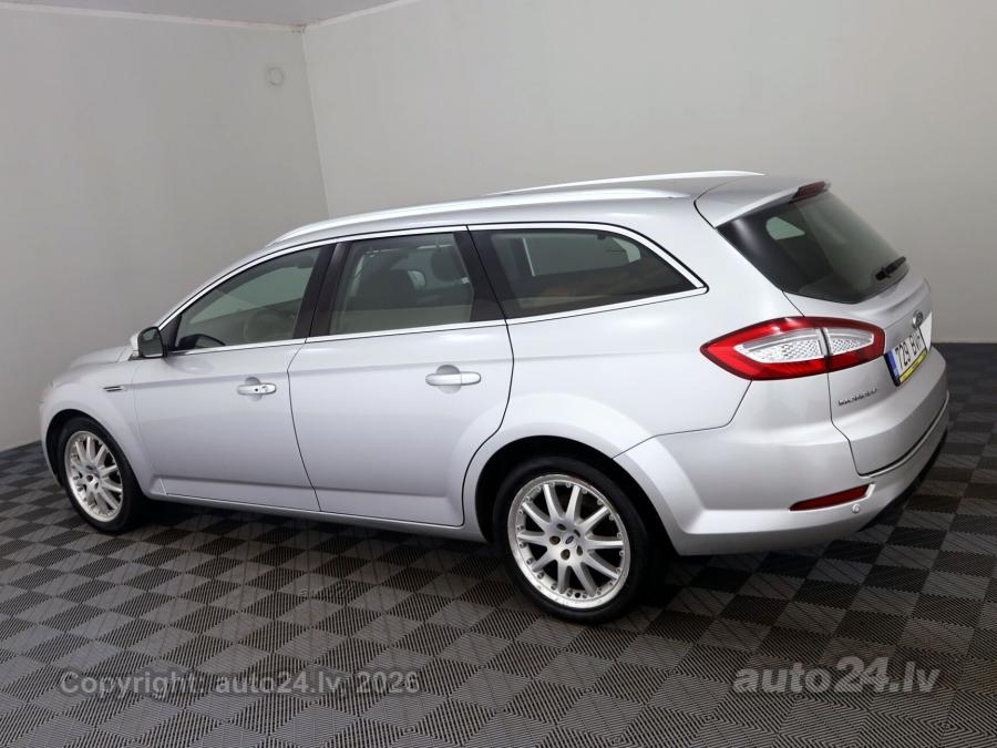 Pelēks Ford Mondeo 2014 Tallina, ar dzinēja tilpumu 2.00 L un nobraukumu 297 tūkst. km par 2699 €, foto 5 vietnē AUTOMOTO.COM.LV