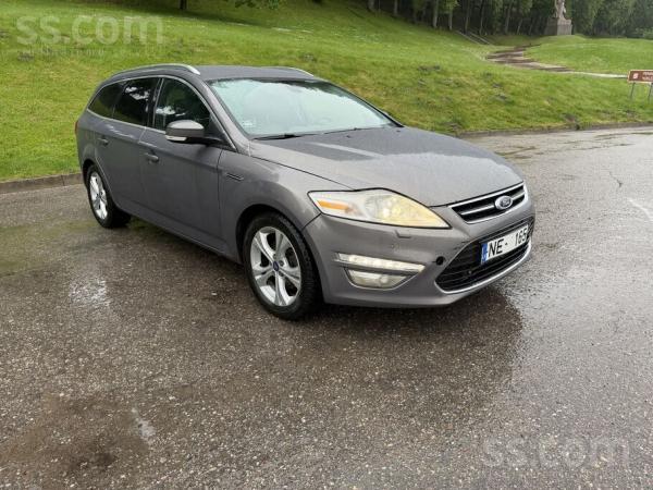 Pelēks Ford Mondeo 2014 Talsi, ar dzinēja tilpumu 2.00 L un nobraukumu 266 tūkst. km par 4200 €, foto 2 vietnē AUTOMOTO.COM.LV