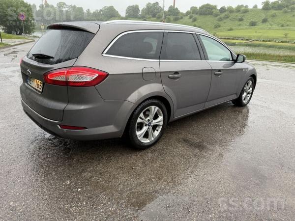 Pelēks Ford Mondeo 2014 Talsi, ar dzinēja tilpumu 2.00 L un nobraukumu 266 tūkst. km par 4200 €, foto 4 vietnē AUTOMOTO.COM.LV