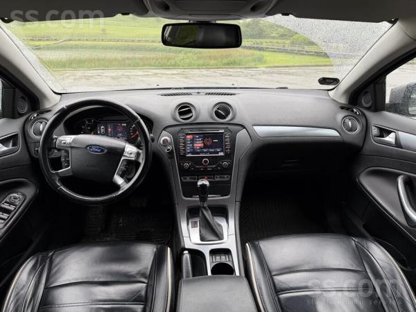 Pelēks Ford Mondeo 2014 Talsi, ar dzinēja tilpumu 2.00 L un nobraukumu 266 tūkst. km par 4200 €, foto 5 vietnē AUTOMOTO.COM.LV