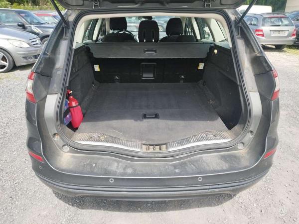Pelēks Ford Mondeo 2014 Šauļi, ar dzinēja tilpumu 1.56 L un nobraukumu 220 tūkst. km par 4950 €, foto 8 vietnē AUTOMOTO.COM.LV