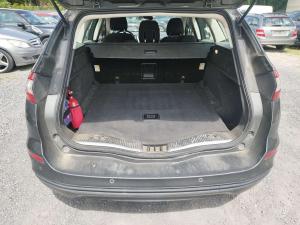 Grey Ford Mondeo 2014 in Siauliai, with an engine capacity of 1.56 L and mileage of 220 thousand km for 4950 €, photo 9 on AUTOMOTO.COM.LV