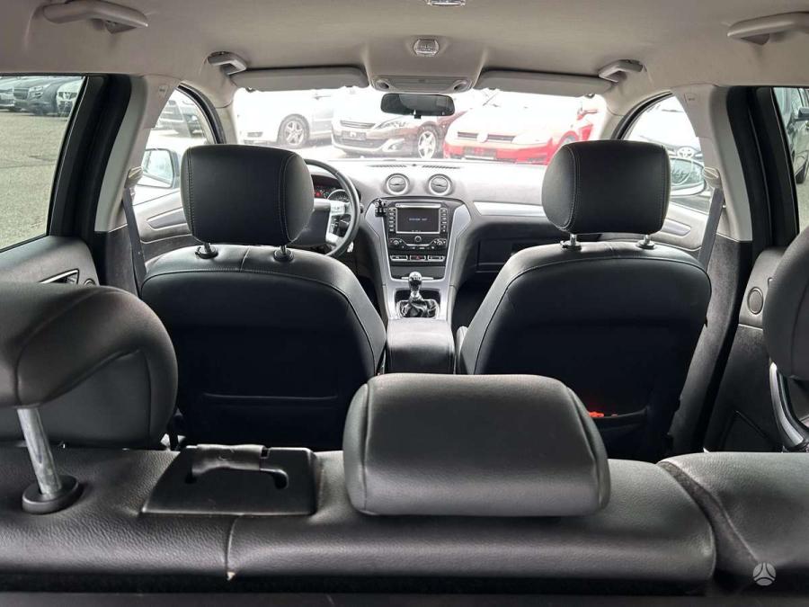 Pelēks Ford Mondeo 2014 Marijampole, ar dzinēja tilpumu 1.56 L un nobraukumu 263 tūkst. km par 3450 €, foto 11 vietnē AUTOMOTO.COM.LV