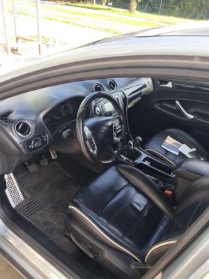 Pelēks Ford Mondeo 2014 Viļņa, ar dzinēja tilpumu 2.00 L un nobraukumu 155 tūkst. km par 4500 €, foto 4 vietnē AUTOMOTO.COM.LV