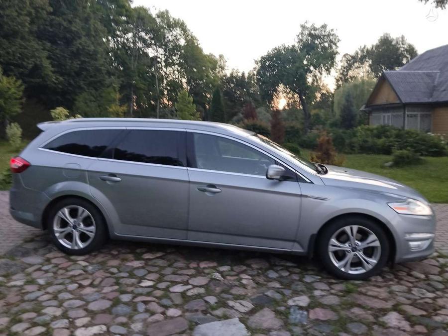Pelēks Ford Mondeo 2014 Viļņa, ar dzinēja tilpumu 2.00 L un nobraukumu 155 tūkst. km par 4500 €, foto 26 vietnē AUTOMOTO.COM.LV
