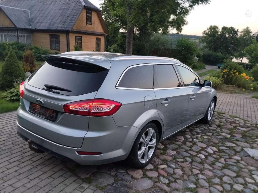 Pelēks Ford Mondeo 2014 Viļņa, ar dzinēja tilpumu 2.00 L un nobraukumu 155 tūkst. km par 4500 €, foto 27 vietnē AUTOMOTO.COM.LV