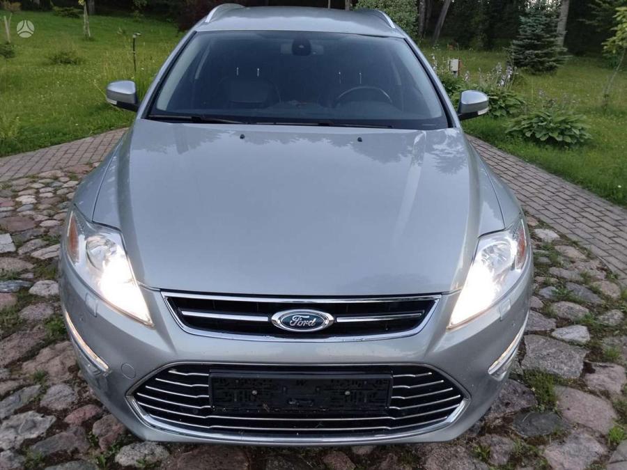 Pelēks Ford Mondeo 2014 Viļņa, ar dzinēja tilpumu 2.00 L un nobraukumu 155 tūkst. km par 4500 €, foto 28 vietnē AUTOMOTO.COM.LV