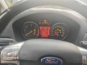 Grey Ford Mondeo 2014 in Panevezys, with an engine capacity of 2.00 L and mileage of 187 thousand km for 2200 €, photo 4 on AUTOMOTO.COM.LV