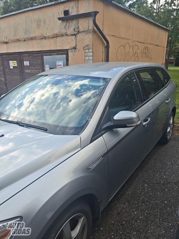 Pelēks Ford Mondeo 2014 Panevēža, ar dzinēja tilpumu 2.00 L un nobraukumu 187 tūkst. km par 2200 €, foto 10 vietnē AUTOMOTO.COM.LV