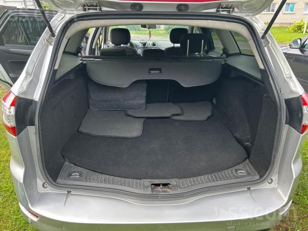 Grey Ford Mondeo 2014 in Riga, with an engine capacity of 2.00 L and mileage of 222 thousand km for 5250 €, photo 10 on AUTOMOTO.COM.LV