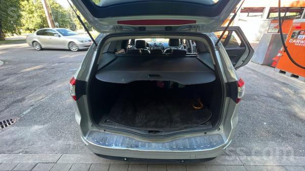 Pelēks Ford Mondeo 2014 Rīga, ar dzinēja tilpumu 1.60 L un nobraukumu 283 tūkst. km par 2950 €, foto 6 vietnē AUTOMOTO.COM.LV