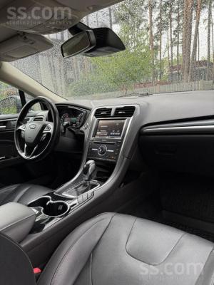 Grey Ford Mondeo 2015 in Riga, with an engine capacity of 2.00 L and mileage of 265 thousand km for 7770 €, photo 4 on AUTOMOTO.COM.LV